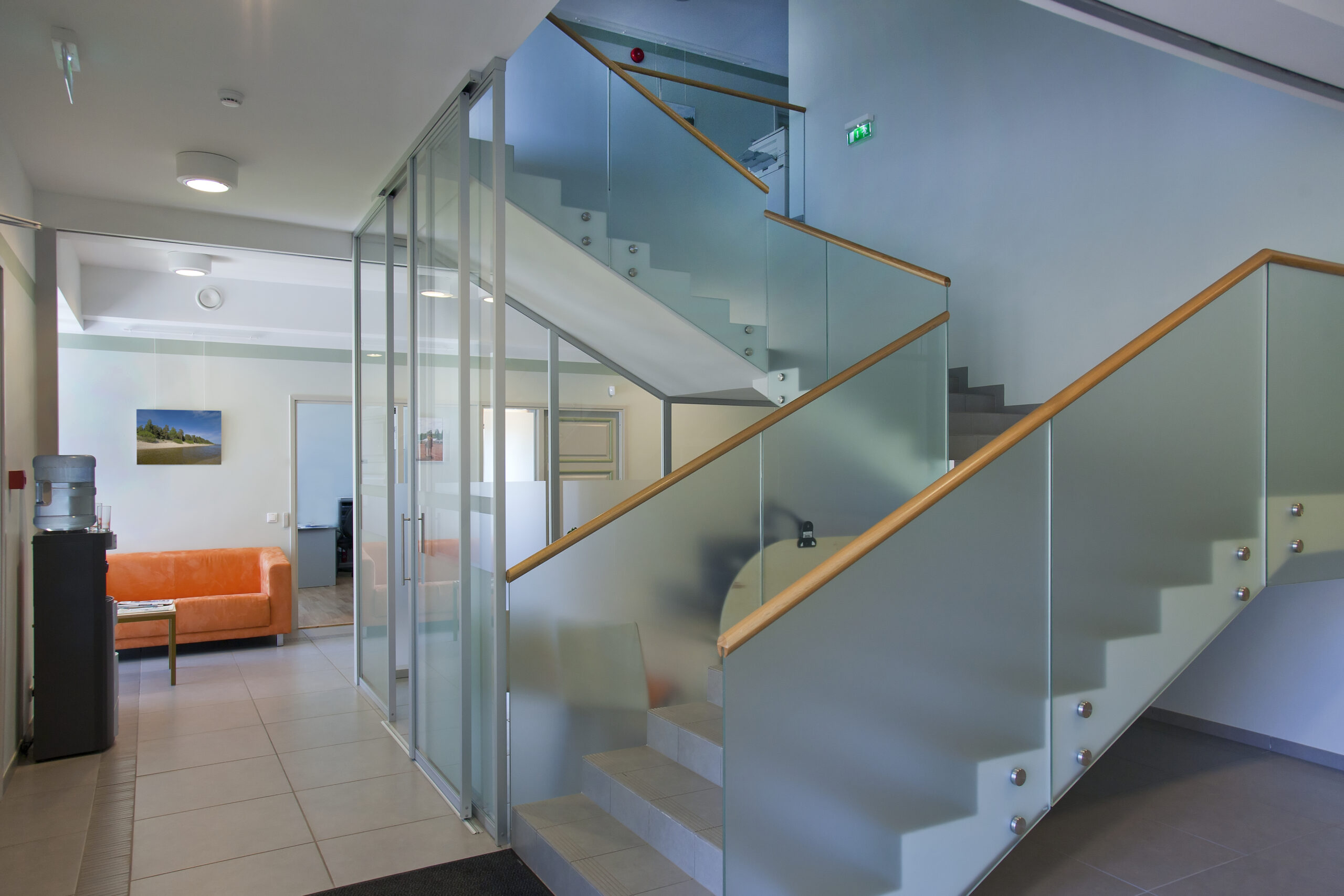 Five Ways Glass Railings Make Your House Look More Elegant - HEID ...